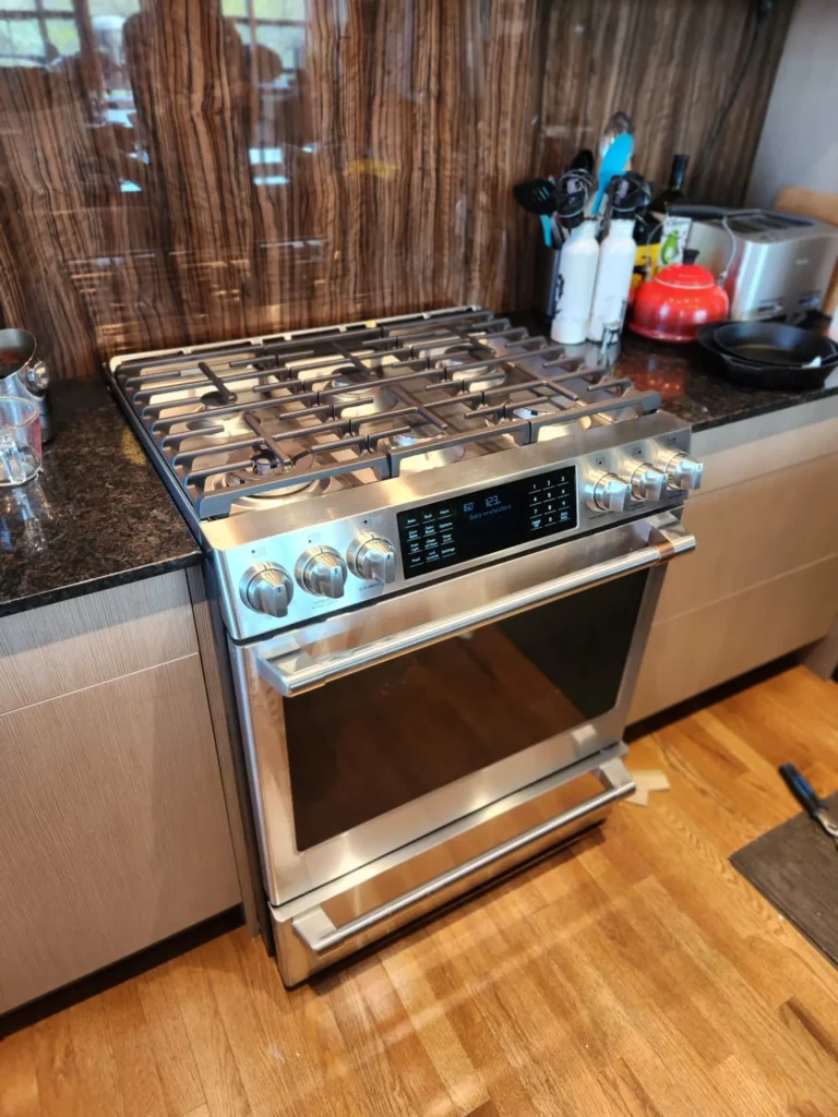 Get Your New Gas Cooktop Installed - Licensed Professionals